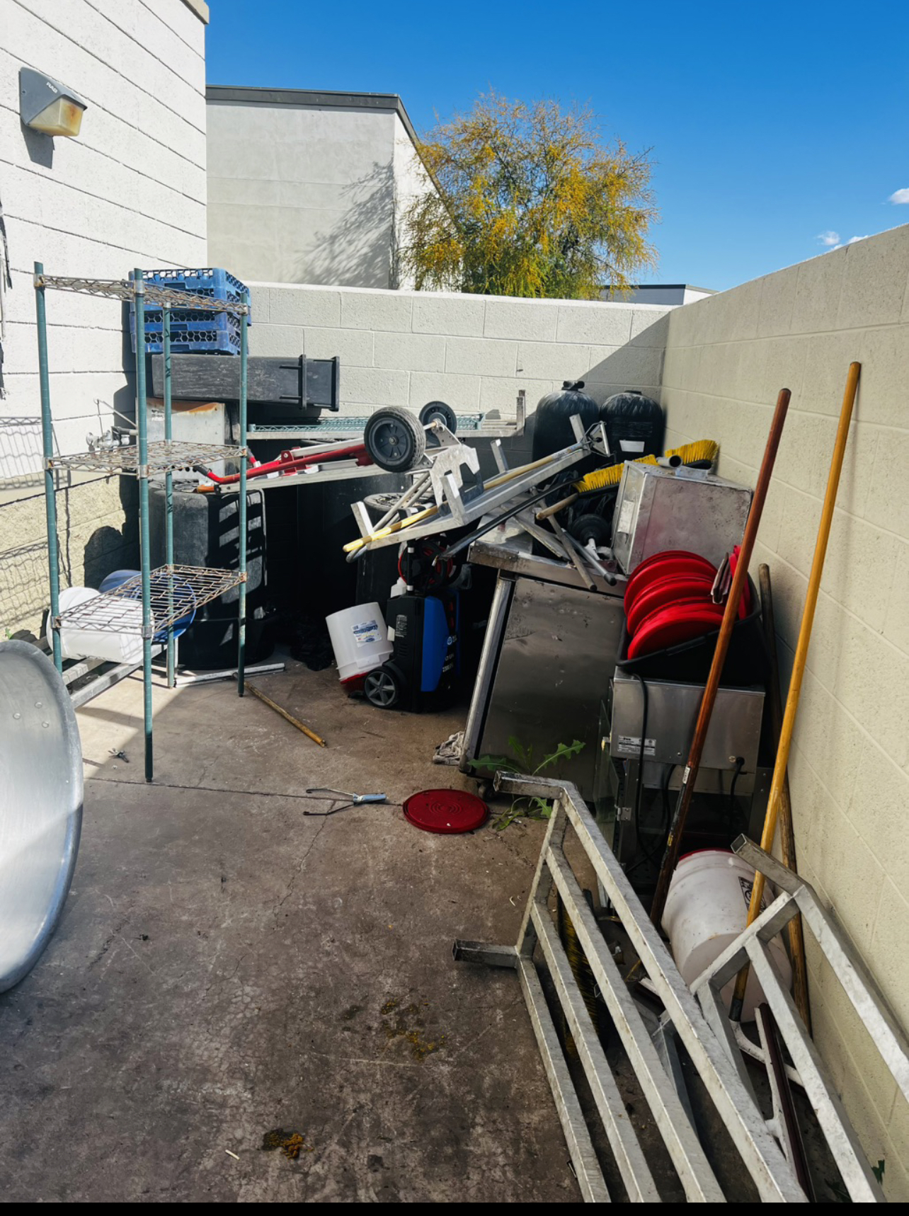 Commercial Demolition in Phoenix, AZ | Dump Brothers